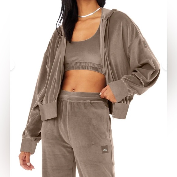 ALO Yoga | Tops | Alo Yoga Velour Glimmer Full Zip Hoodie Matching Bra ...